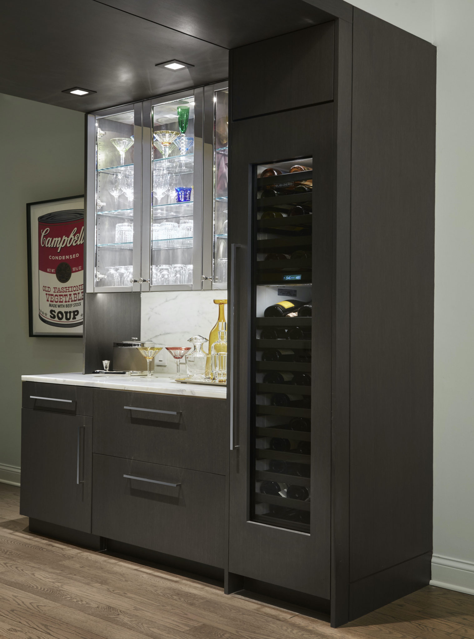 Bar & Beverage Spaces That Bring Holiday Cheer - Bentwood Luxury ...