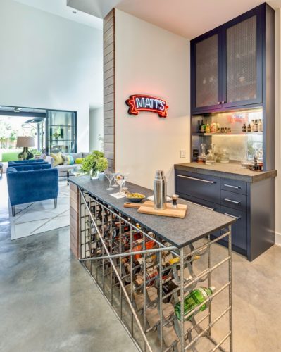 Bar & Beverage Spaces That Bring Holiday Cheer - Bentwood Luxury ...